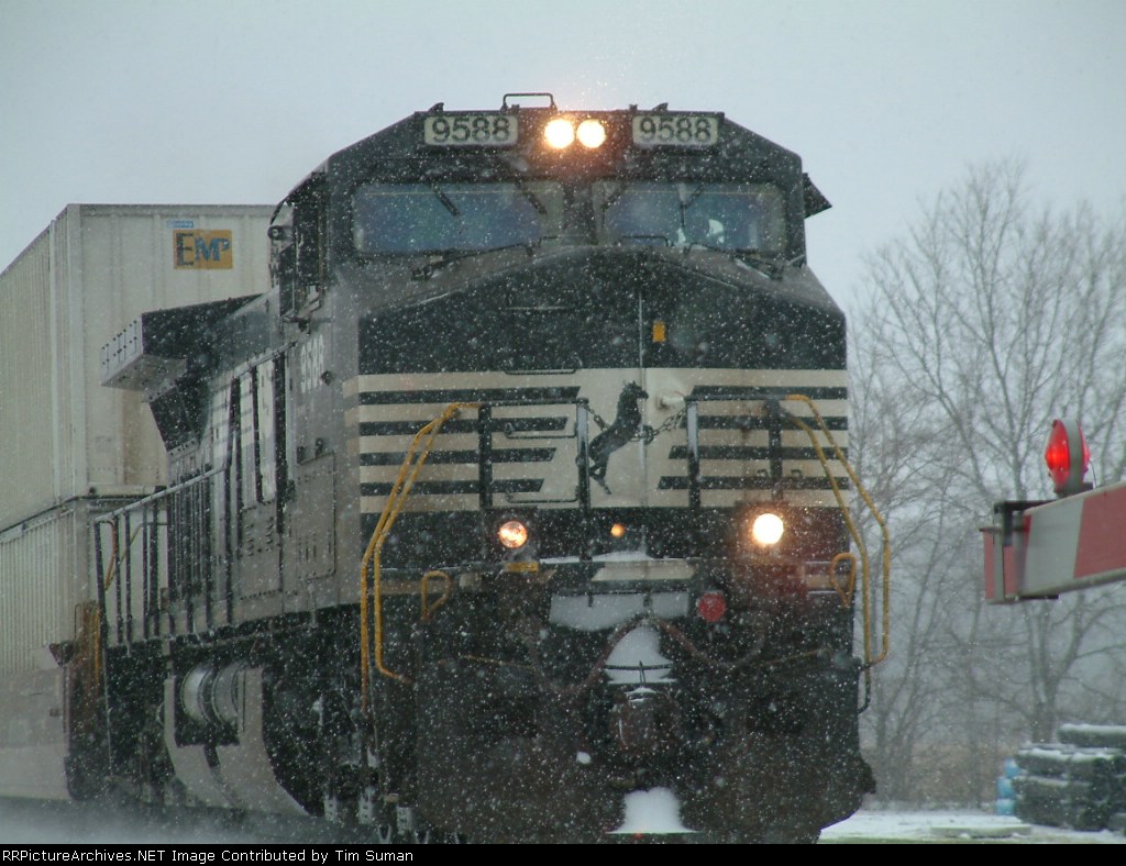 Up and close with NS 20A